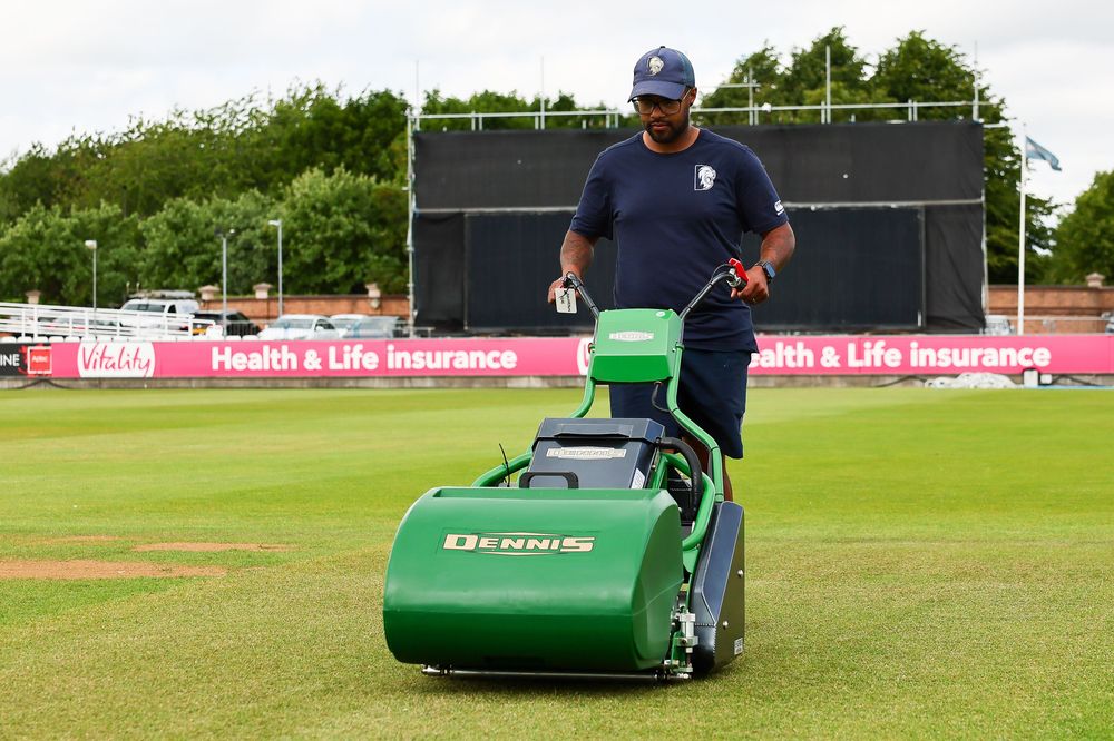 ES-510, ES-610 | Dennis Mowers